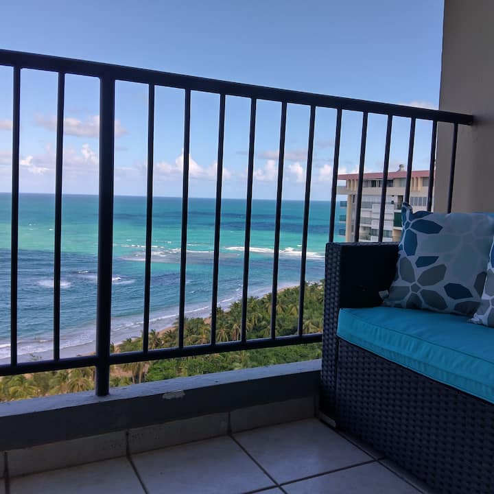 Vista A La Playa! Acceso A La Playa. - Luquillo