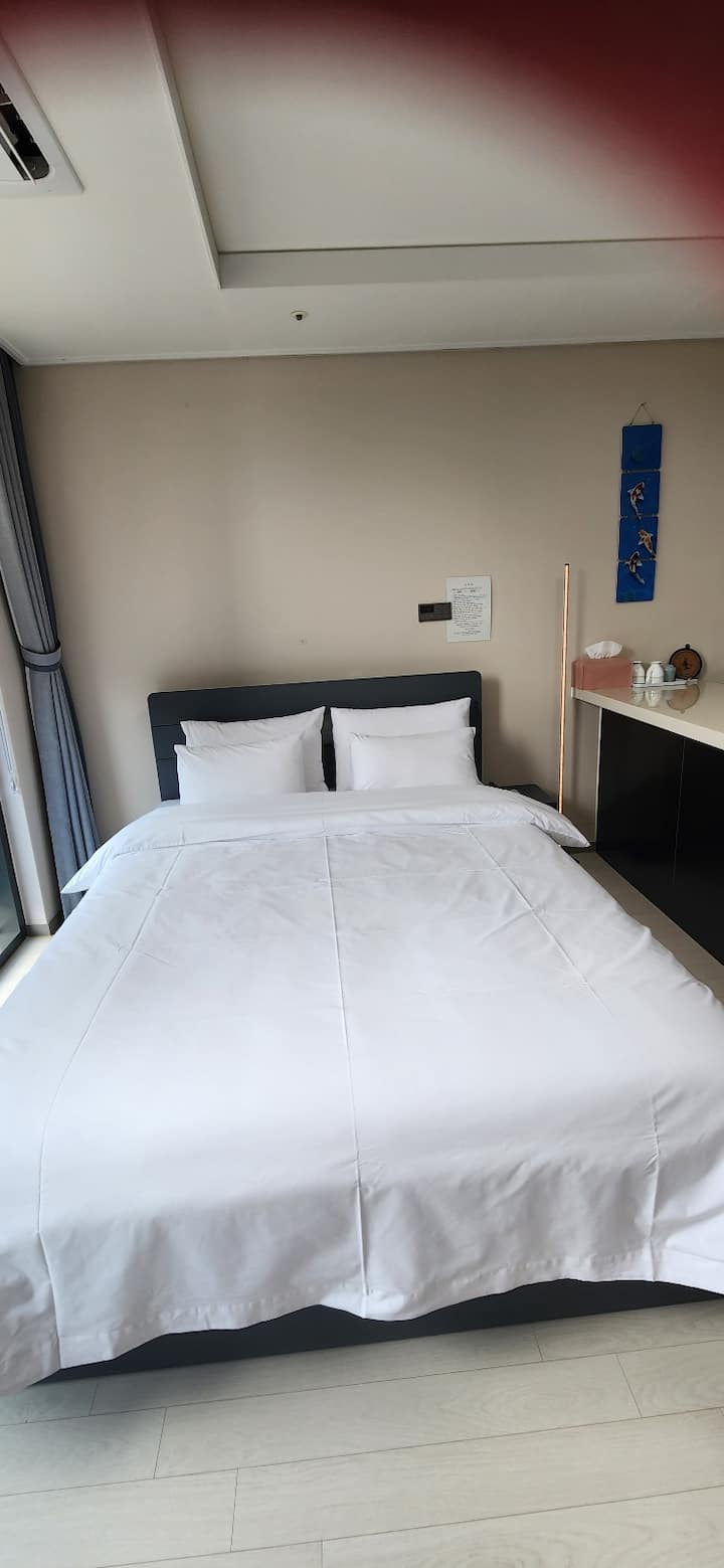 ♡새파란하늘과 짙푸른경포바다와
맑은 경포호수가 있는 하이오션경포호텔♡ 비대면셀프체크인 - Gangneung-si