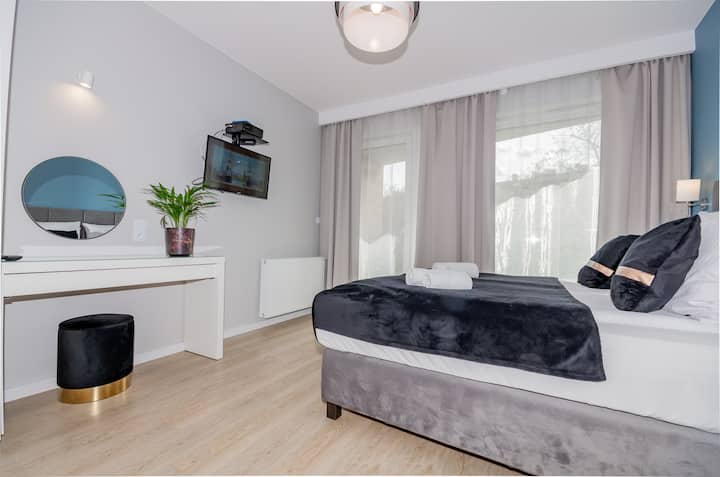 2-bedroom Apt, A/c Balcony Park View Near Old Town - Krakow