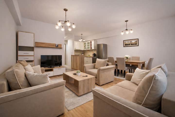 Bourbon Apartment Next To The Main Bus Station - Skopje