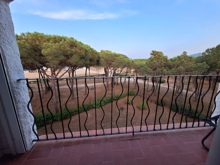 Argelès-sur-mer : Appartement Vue Pinède Et Mer - Plage du Racou