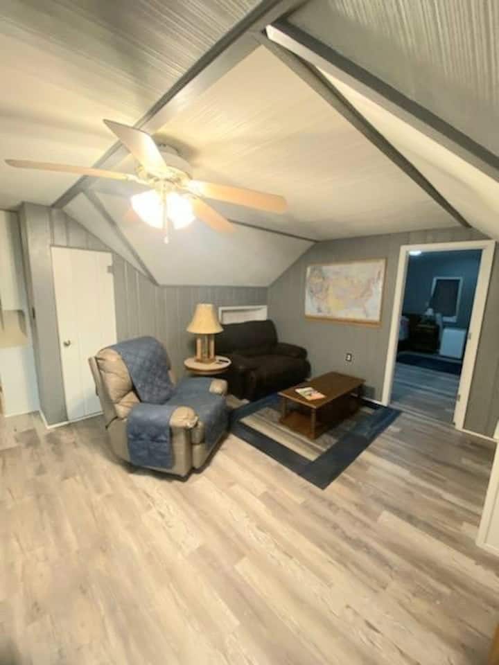 Traveling Professionals Stay Here - Flint, MI