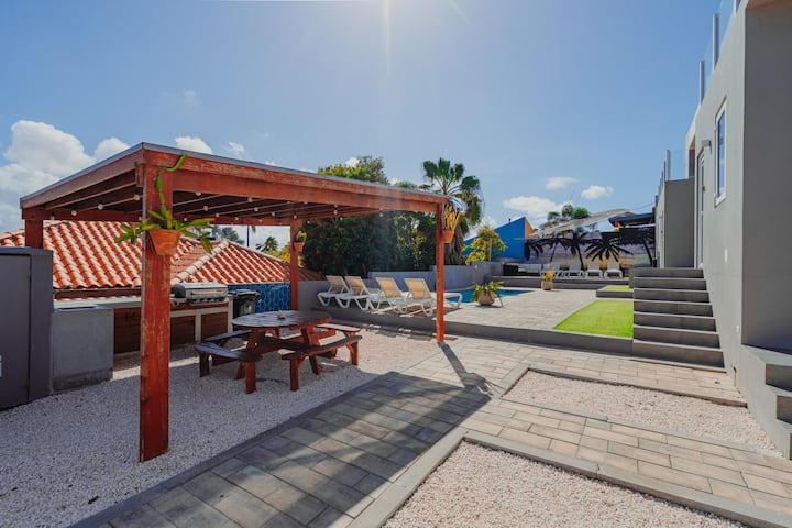 2bed/1bath With Pool - アルバ