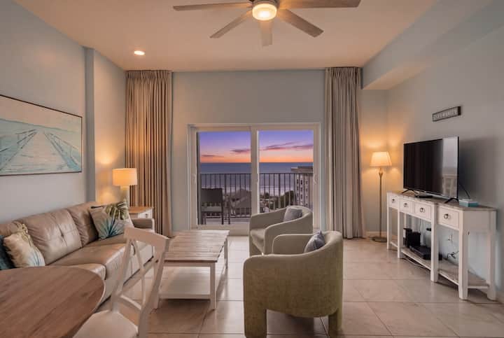 Stunning Gulf View/balcony - 7th Floor @Johns Pass - Madeira Beach, FL