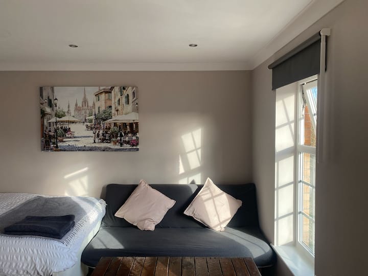 Big Cozy Room+bathroom Close To Stn- Emma Mattress - Manchester