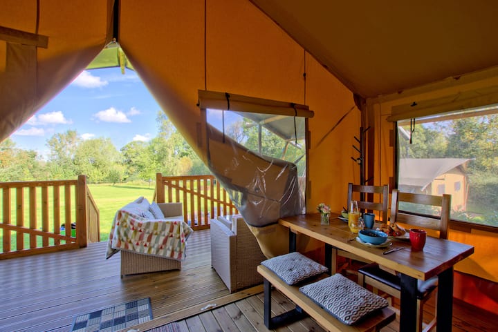 Foxes Den | Luxury Glamping Near Harrogate - Ripon