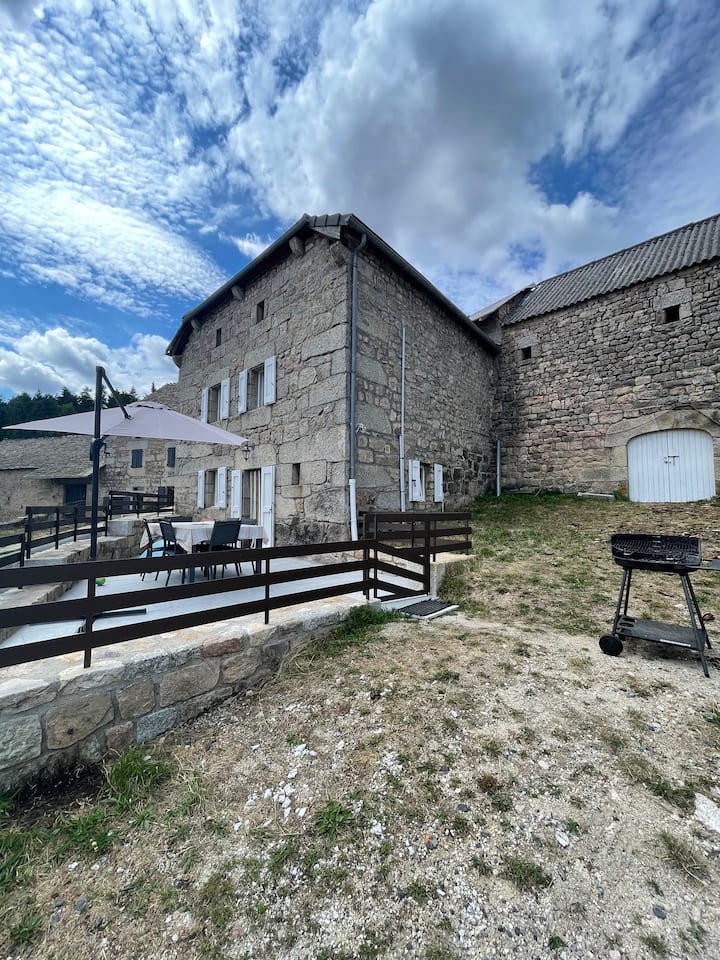 Gite Authentique Confortable Aubrac Margeride - Lozère