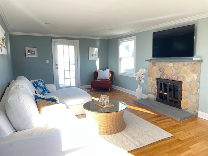 “Seagate” | Steps To Beach | 3 Bed, 2.5 Bath - Scituate, MA
