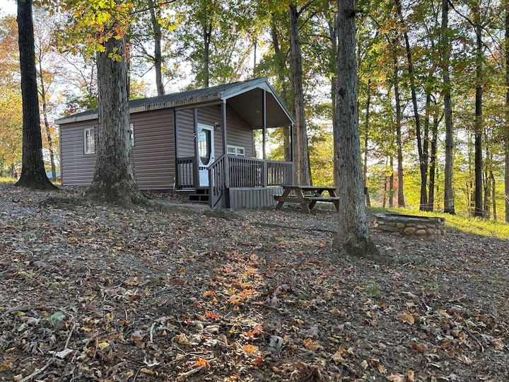 Horse Farm Getaway In A Secluded Cabin - Bedford, VA