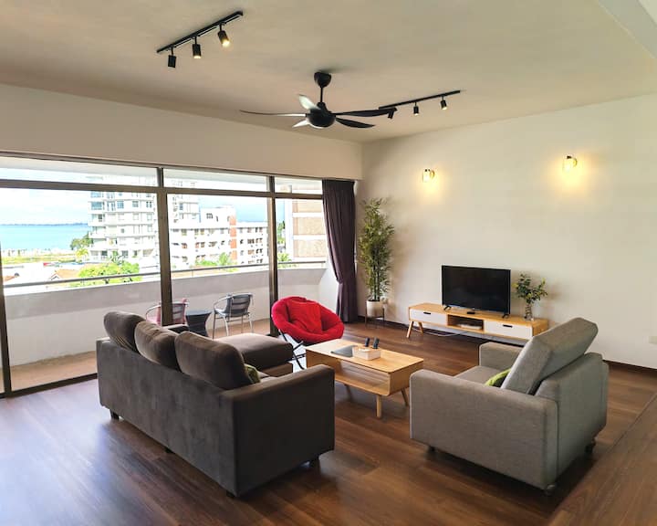 Gurneyville 5-1 : 3 Bedroom 2 Bathroom 2 Car Parks - Pulau Pinang