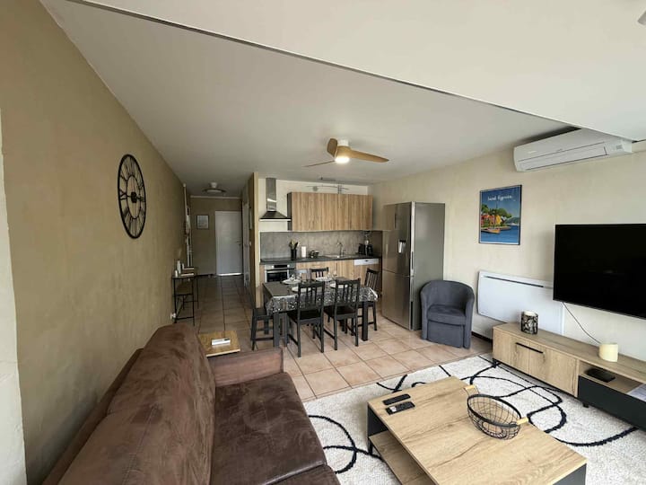 Location De Vacances à Saint Cyprien Plage - Saint-Cyprien