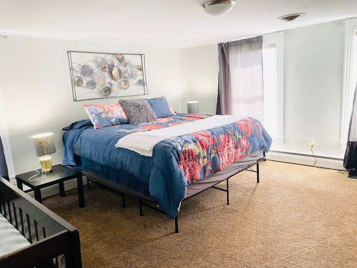 King Master Suite With Den Room - Annapolis, MD