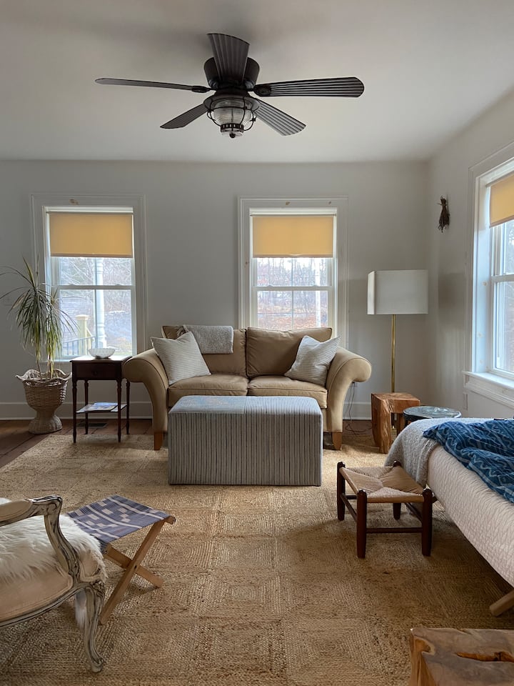 Hudson Cottage W/ Backyard Patio-walk To Warren St - Hudson, NY