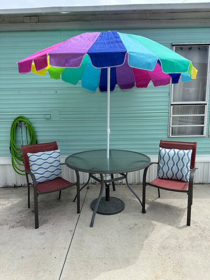 *Tiny Home Retreat Fall Special - Kissimmee, FL