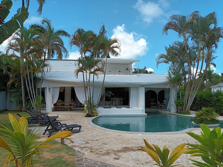 Villa Ibiza, Authentique Style Ibiza - Dominikanische Republik