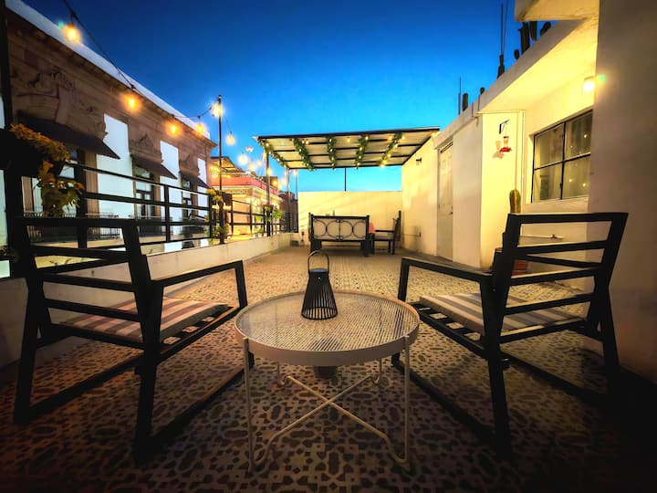 Departamento Con Terraza-queen Bed - San Luis Potosí