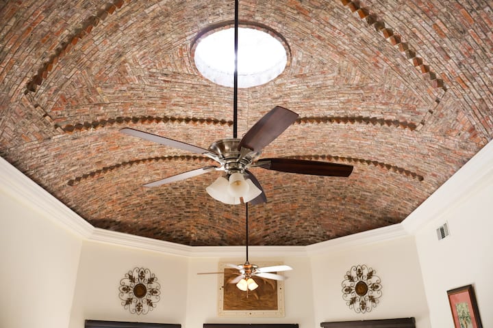 Casa Oasis: Spacious Family Home With Pool - Puerto Peñasco