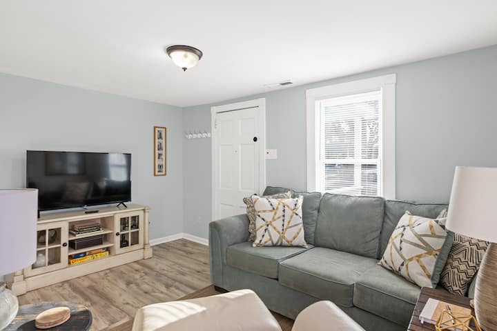 Hot Tub, Close To Downtown, Concerts And Beaches! - Wilmington, NC