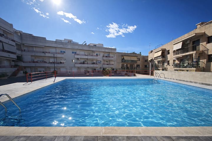 Planta Baja Con Terraza Y Acceso Directo A Piscina - Torredembarra