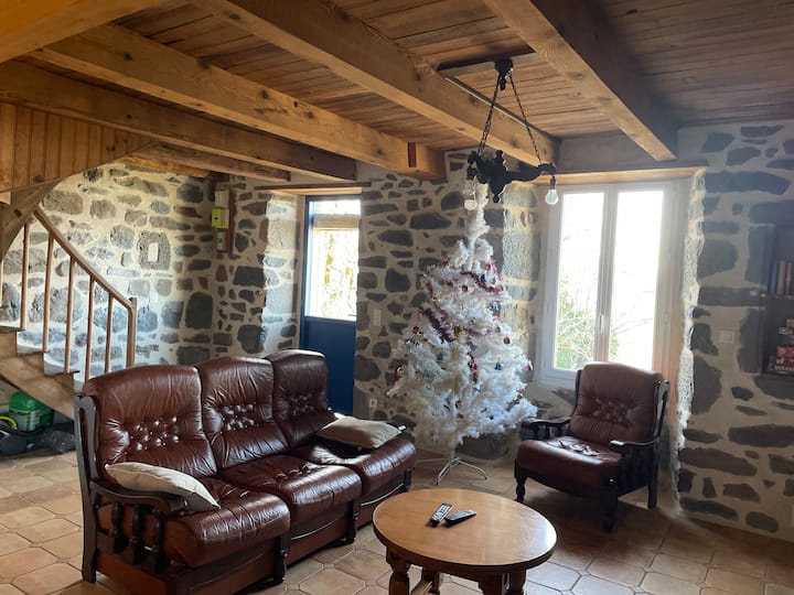 Sur Le Chemin Du Moulin - Salers