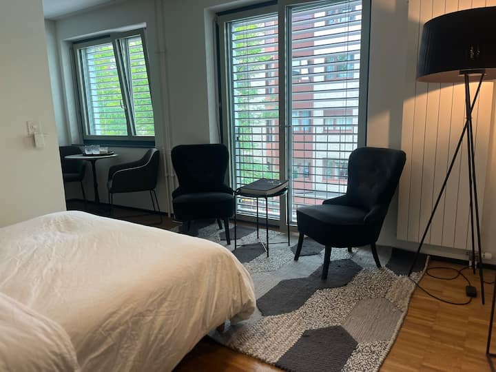 Chic Boutique Studio At Hip District 5 - Zurich