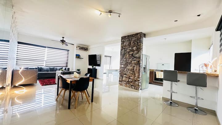 Depto Entero Penthouse Cumbres Con Vista Ciudad - Monterrey