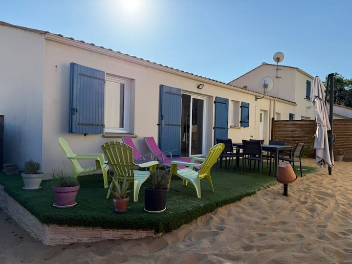 A Deux Pas De La Plage Des Conches, Gite Familial - Longeville-sur-Mer
