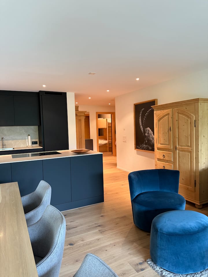 Traumhafte 3,5 Zimmer Ferienwohnung An Top Lage - Arosa