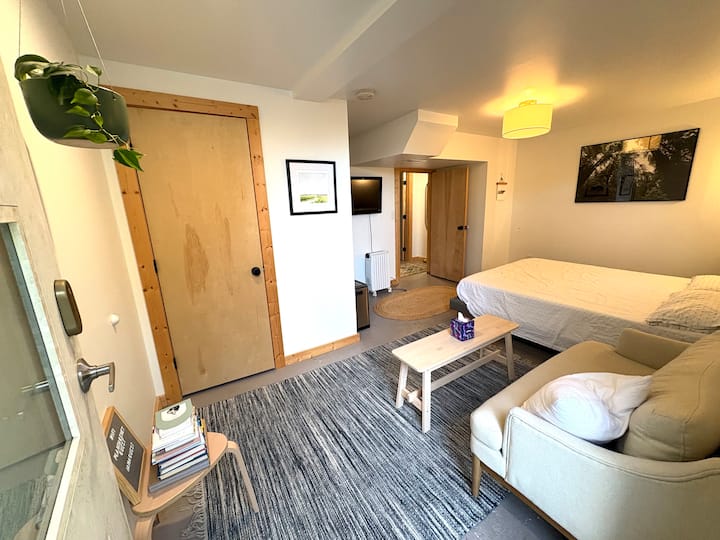 Cozy Private Suite In East Nashville - Nashville, TN