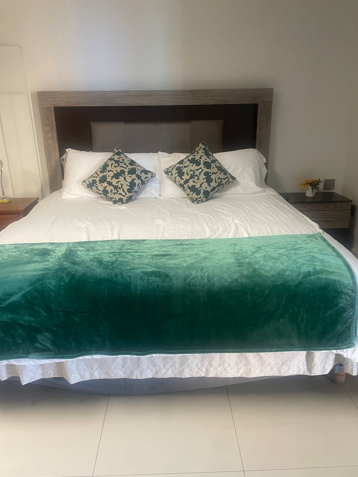 Safe Apartment, Close  Everything Garage Inside - Nogales, Mexico