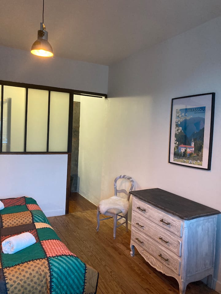 Chambre D'hôte N°5, 2 Lits, Sdb Wc Privatifs - Saint-Étienne-de-Baïgorry