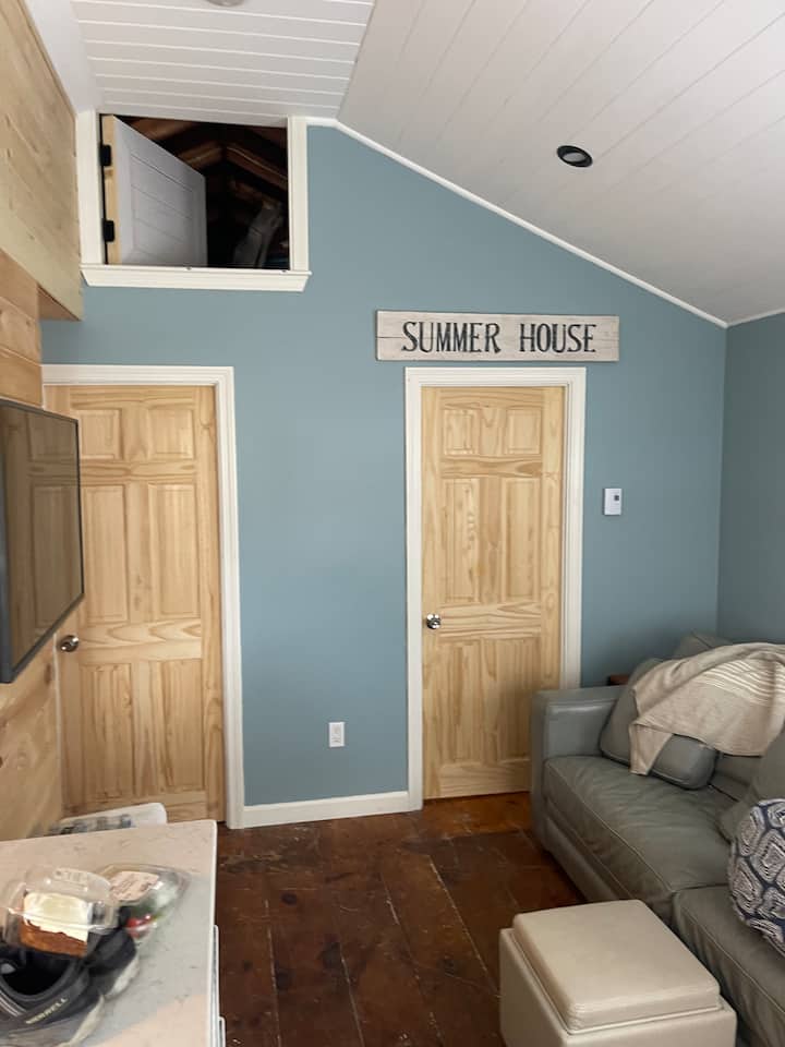Tiny Cottage By The Beach With A Pool - York, ME