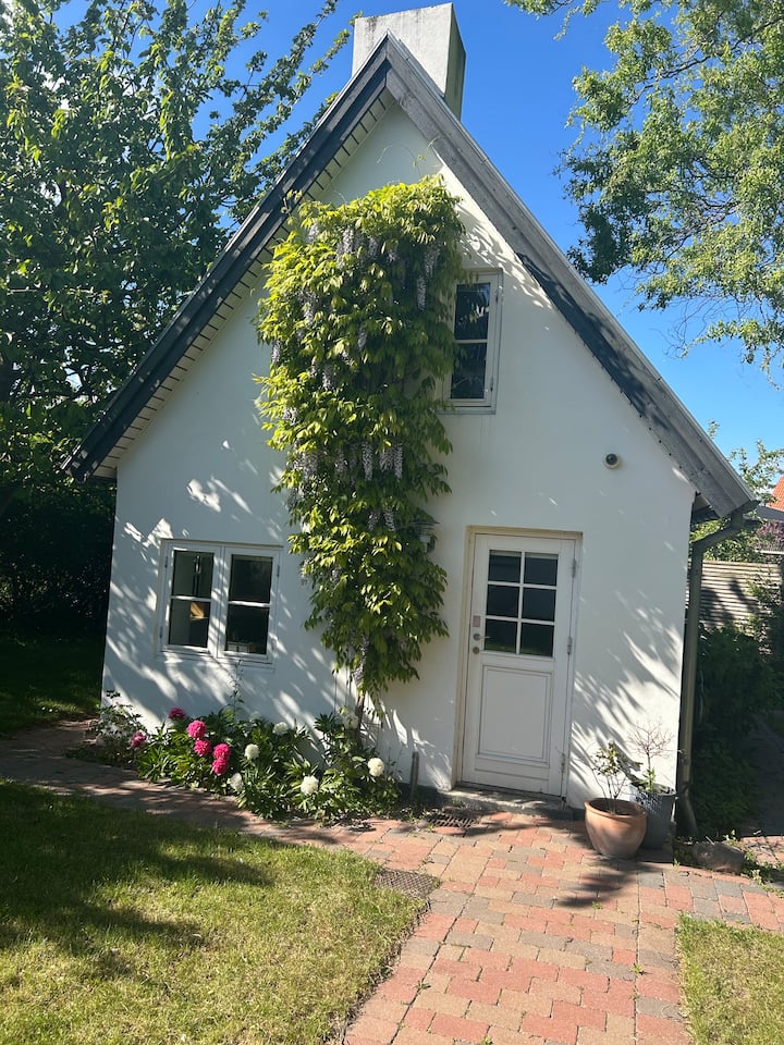Smukt Gæstehus I Hyggeligt Villakvarter - Kopenhagen