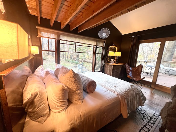 Leonardo Lane Cottage - Millbrook, NY