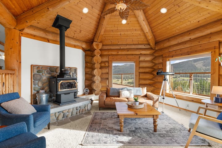 Log Cabin Retreat, Peaceful 5 Acres, Epic Views - 7 Cedars Sequim Casino
