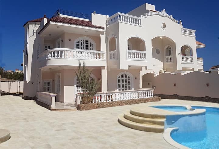 “Villa Golden Pearl” Hurghada With Private Pool. - 埃及