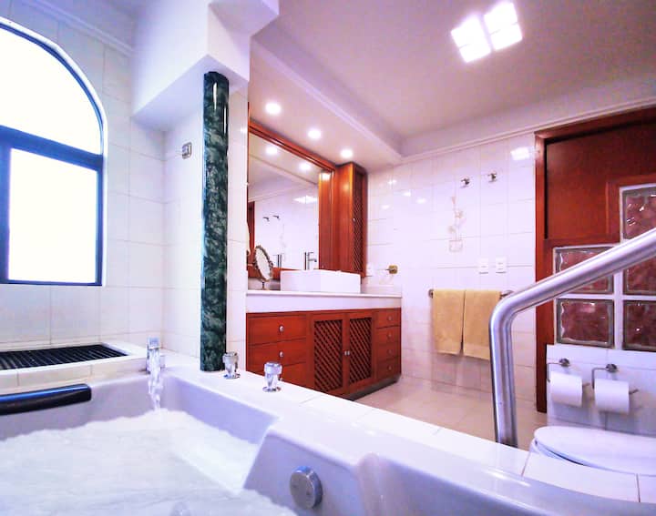 Loft Jacuzzi- Ac / Calefacción -Zona Providencia - Guadalajara
