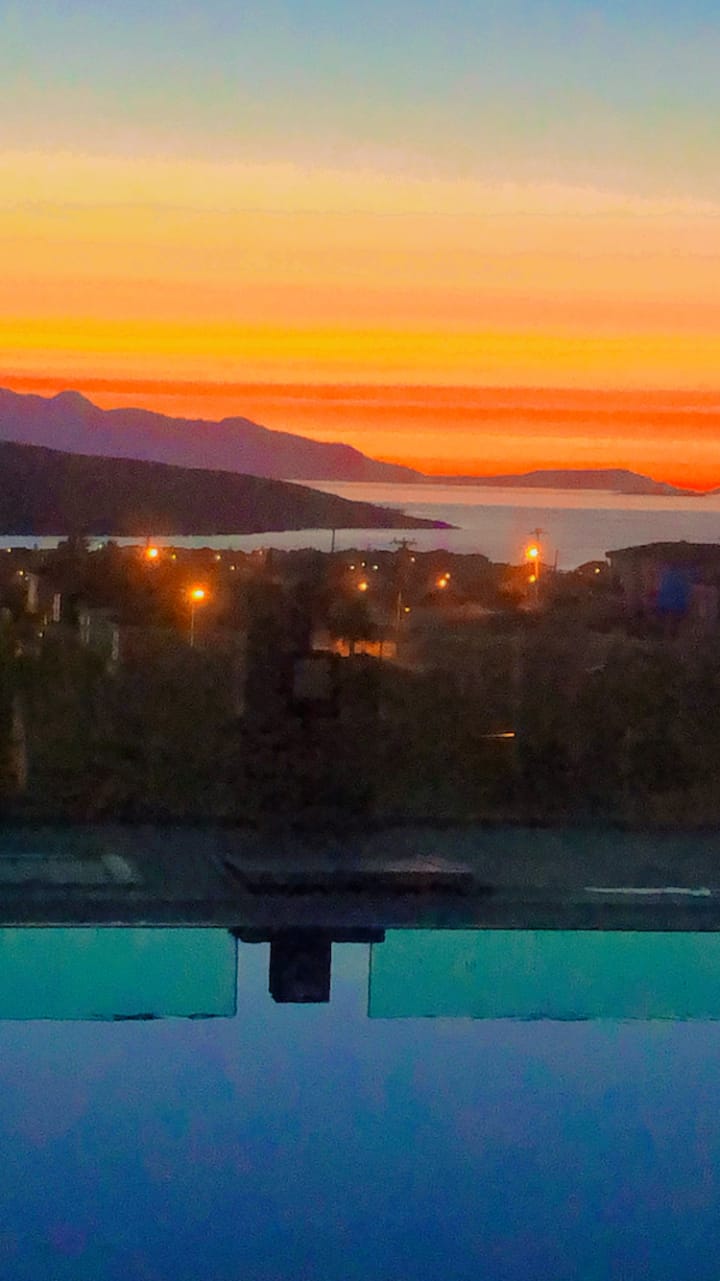 ÇEşme Alaçatıda Müstakil Havuzlu Villa - Ildır