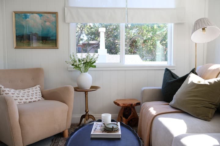 Charming, Historic & Happy In The Heart Of It All! - St. Petersburg, FL