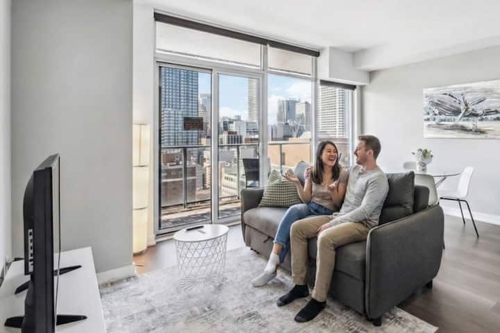 Financial District | Gym | Sauna | Parking - Mississauga