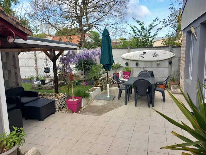 Logement Indépendant  De 70m2 De 2 à 6 Pers. - Saint-Palais-sur-Mer