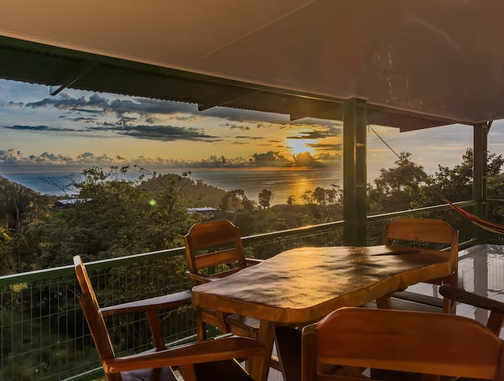 Enjoy Sunset - Playa Blanca, Costa Rica