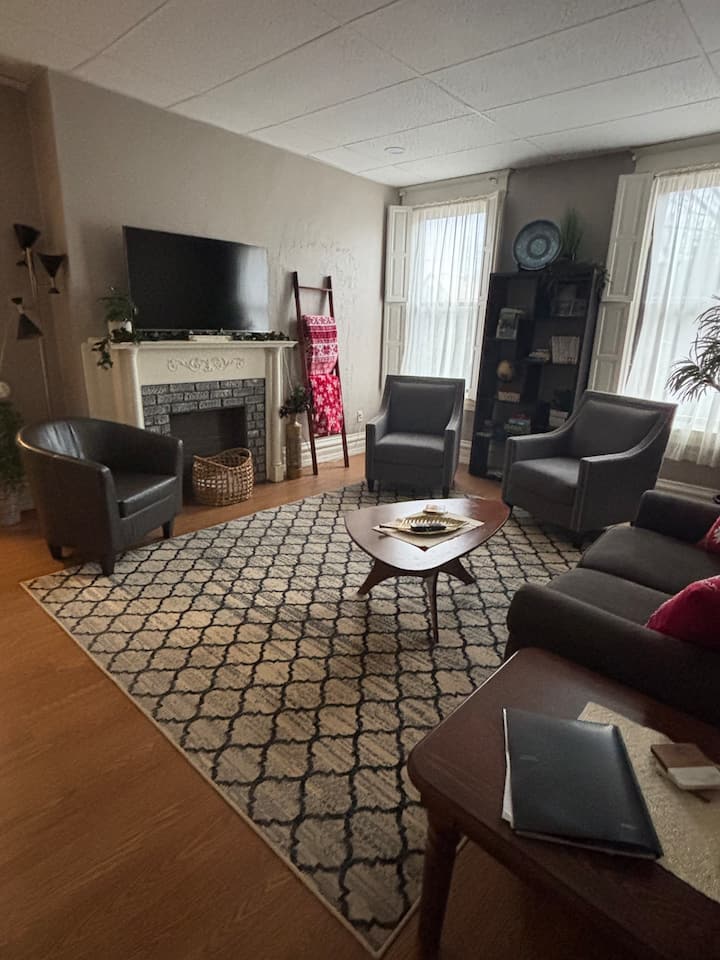 Old Meets New On Vine - Pennsylvania