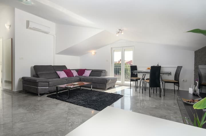 Apartments Goran- Two-bedroom App With Balcony - Umag