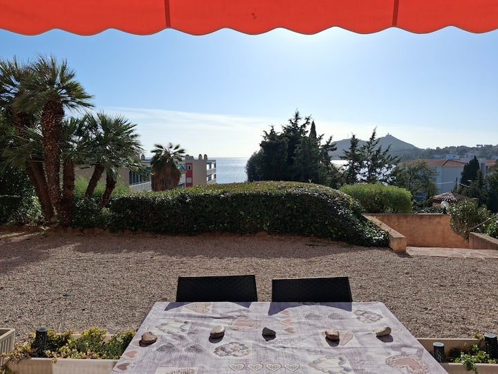 Grand Studio Vue Mer. 100m De La Plage. - Cap Estérel