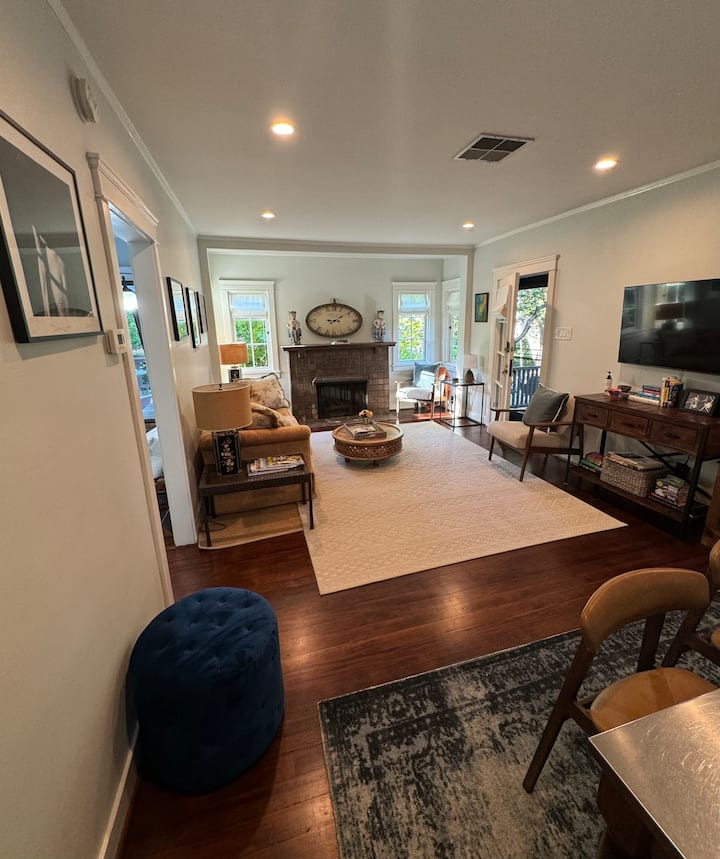 Classic And Convenient Bungalow In Pasadena - Pasadena, CA