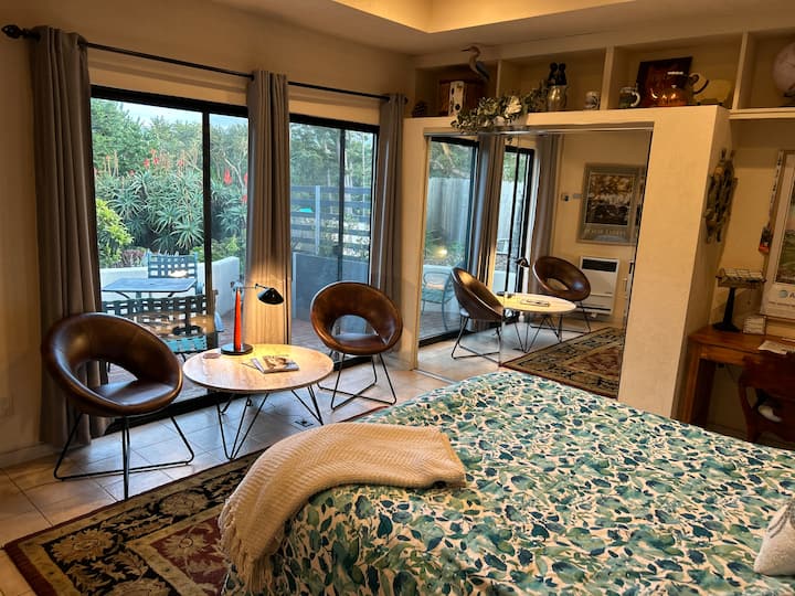 Carmel Studio Apartment - Carmel-by-the-Sea, CA