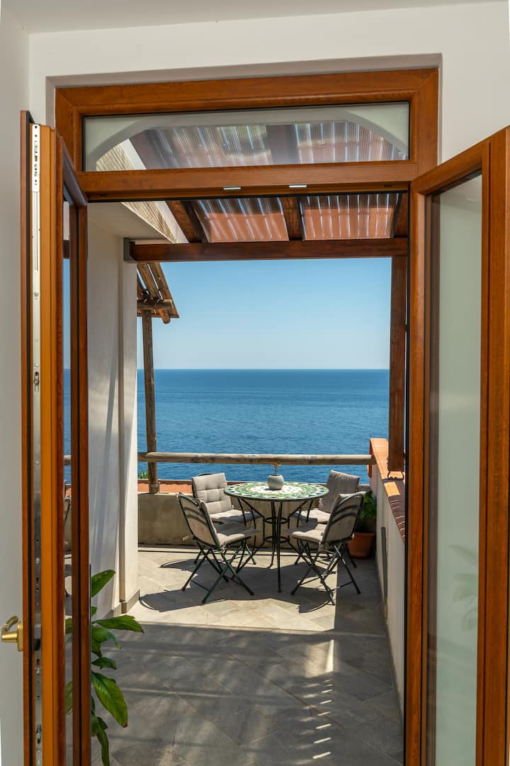Villa Frida, With Private Seaplatform Close To Amalfi And Private Parking. - Praiano