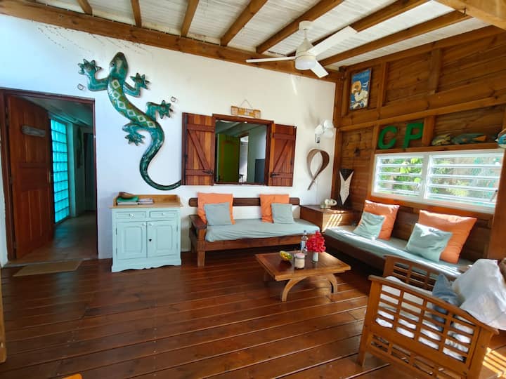 Kazanolis : Charmant Duplex à Côté De La Plage - Guadeloupe