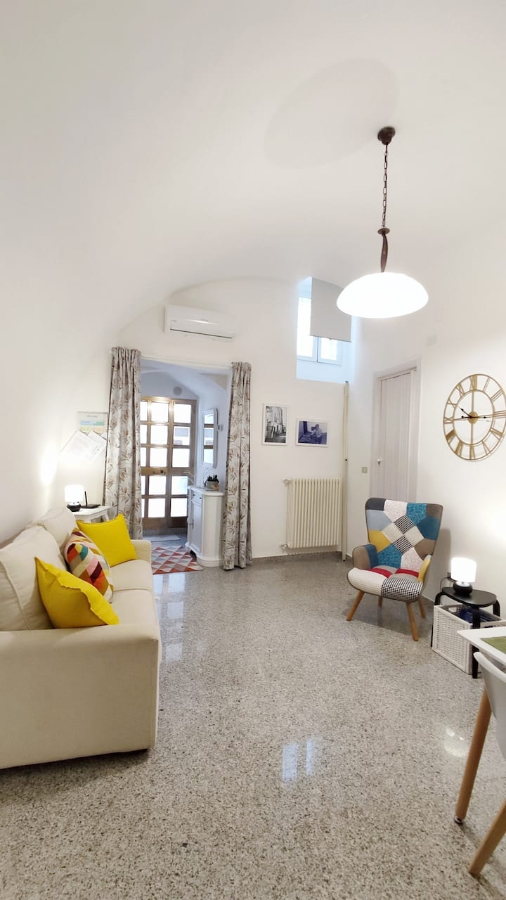 B&b Sotto L'arco Nel Cuore Del Centro Storico - 普利亞